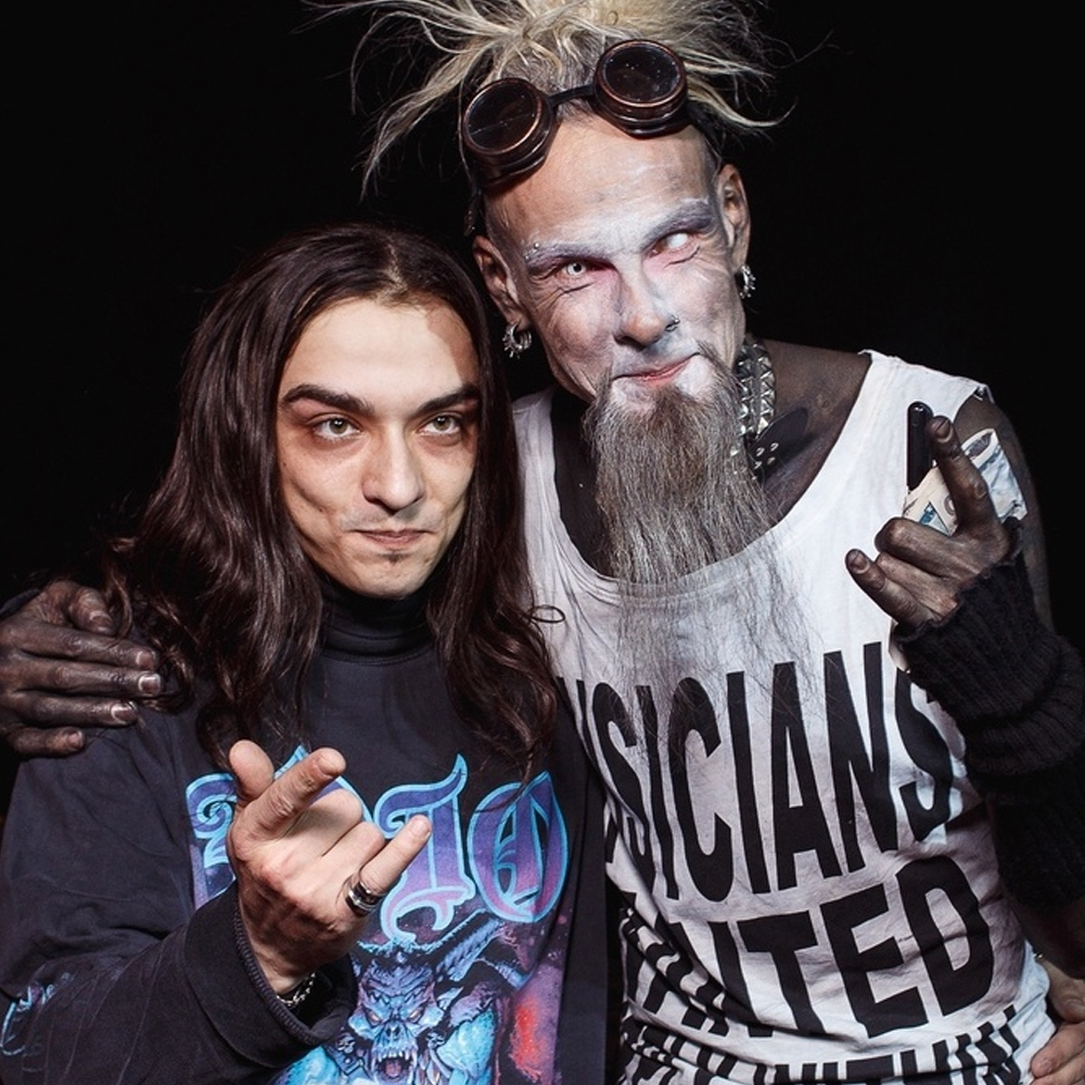 Artur Kouri – Godless